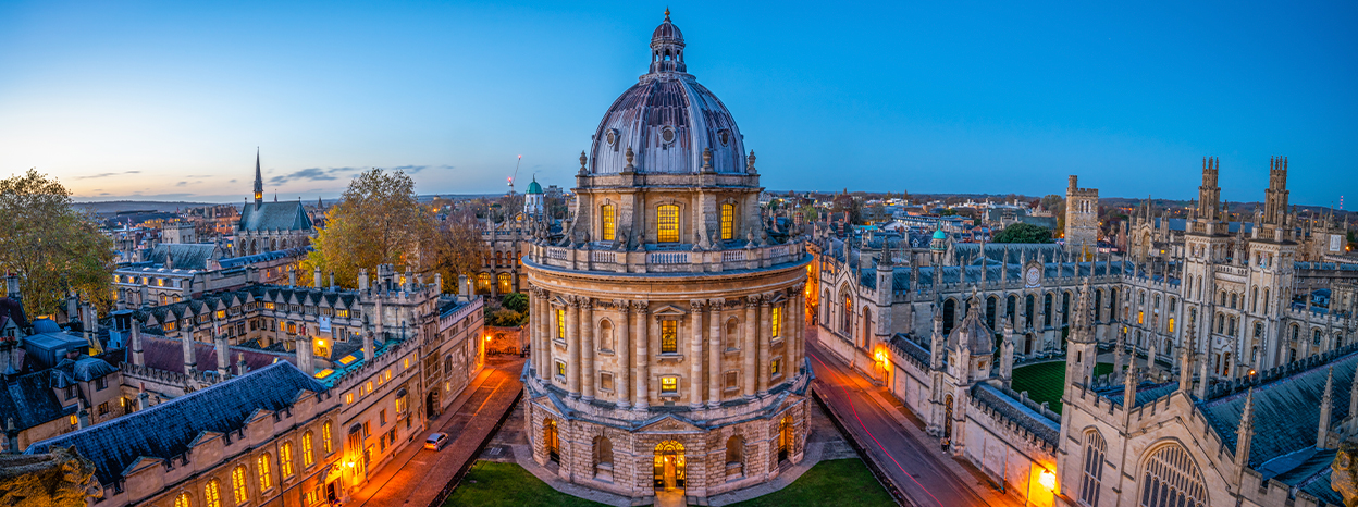 Oxfordin yliopisto ja muut Oxfordin nähtävyydet | Hertz