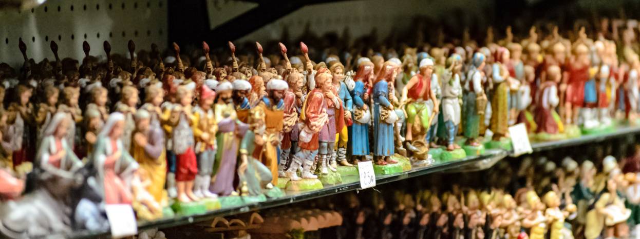 Alla ricerca della via dei presepi a Napoli | Hertz Italia